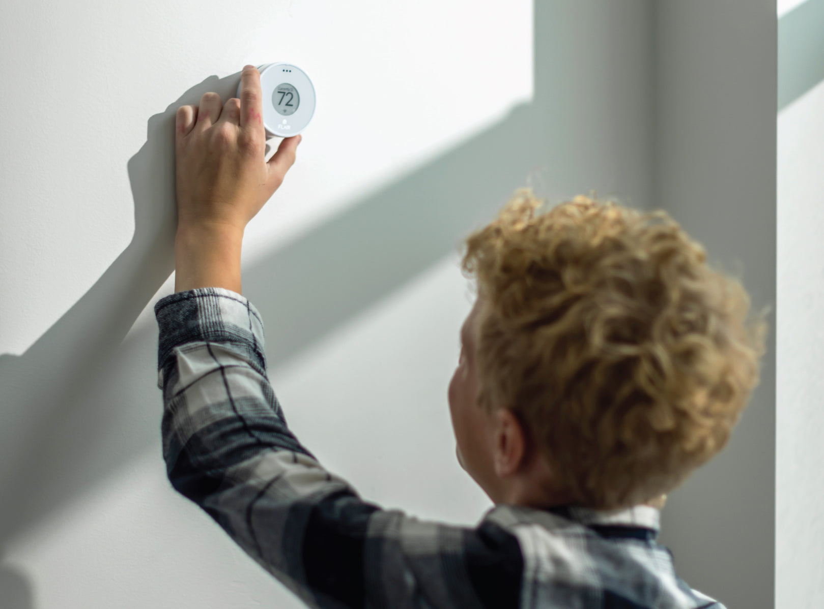 Flair Puck: Wireless Thermostat & Sensor for Smart HVAC Control